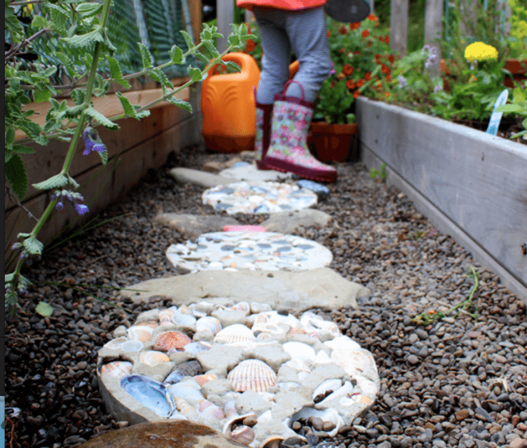 7 dreamy garden pathways that will make all of your neighbors jealous