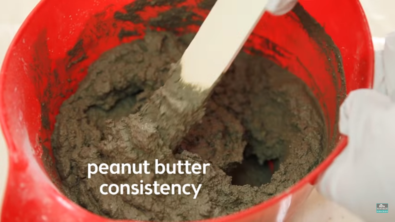 Learn How To Make DIY Cement Photo Holders At Home