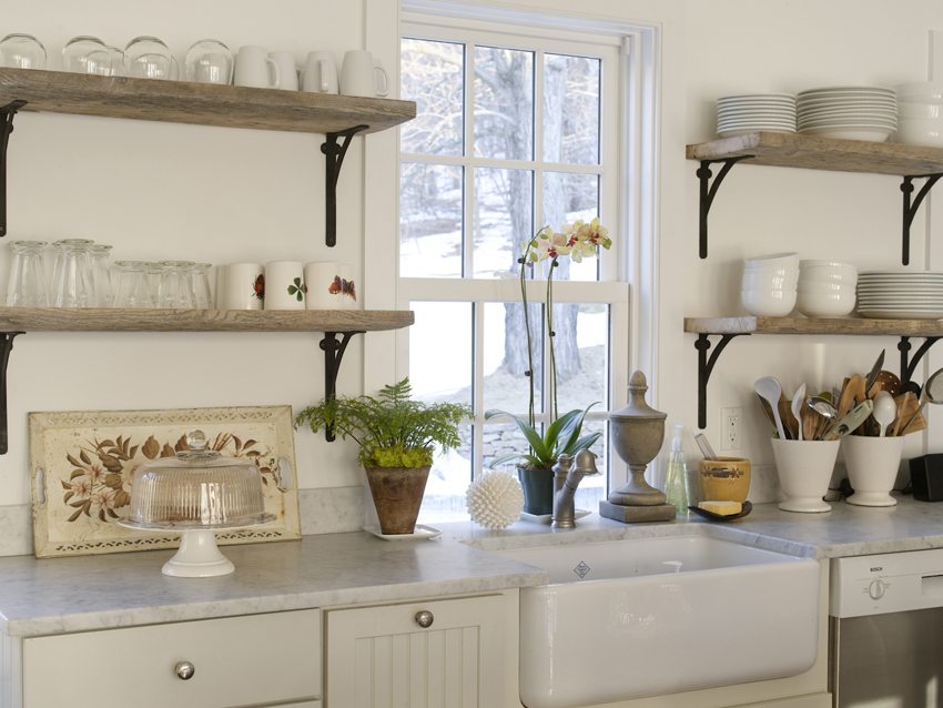 10 Nifty Tips To Maximize Space In A Small Kitchen