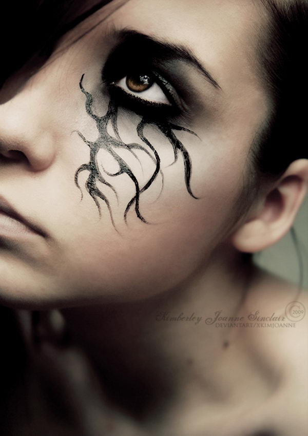 12 Halloween-inspired eye makeup looks