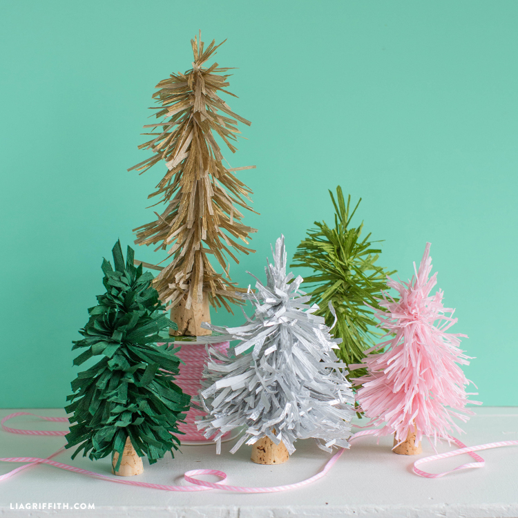 60 Fun And Easy DIY Tabletop Christmas Tree Ideas