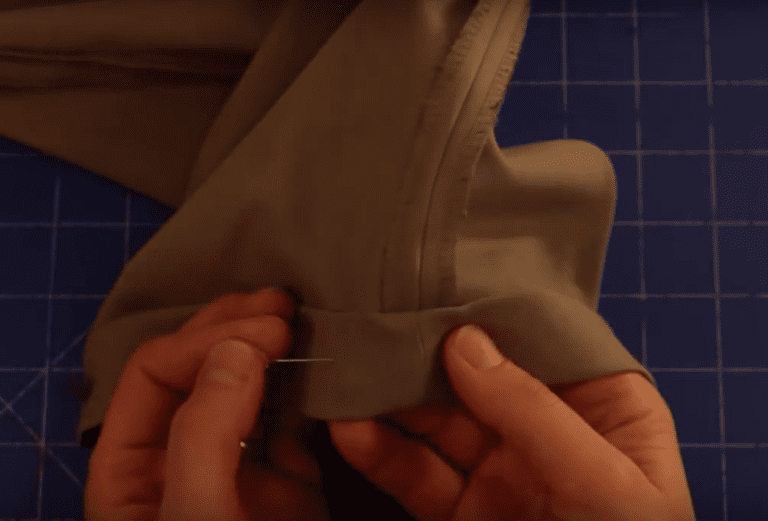 60 Easy DIY tips to repair old clothing