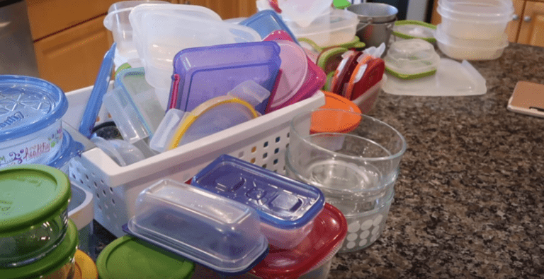 Mom shares 20 ways to organize Tupperware so that you don’t lose your mind