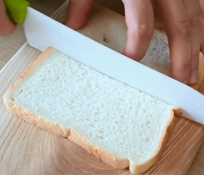 Delicious One Pan Egg Toast Recipe