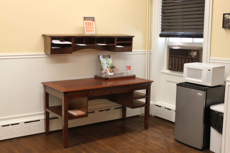 40 tacky kitchen decor mistakes everyone should avoid