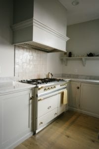 40 tacky kitchen decor mistakes everyone should avoid