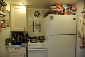 40 tacky kitchen decor mistakes everyone should avoid