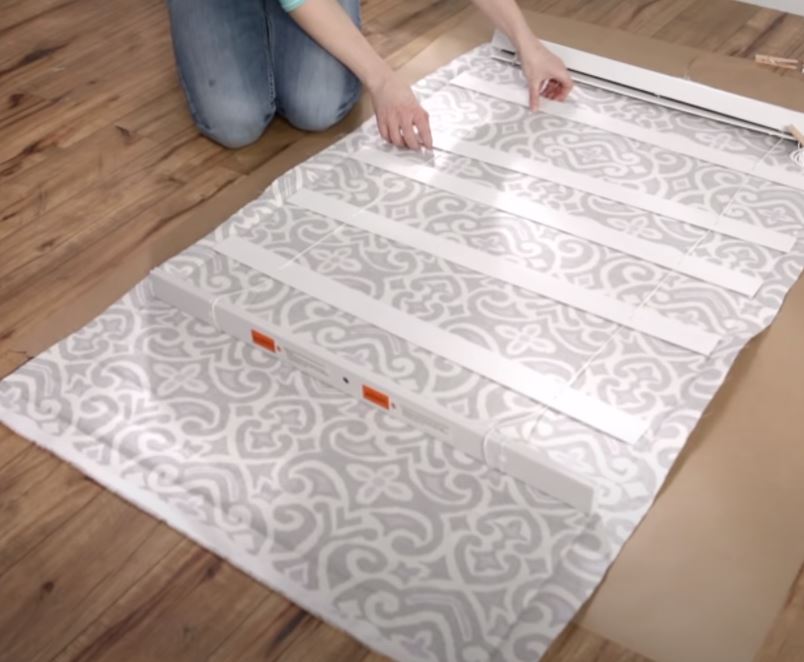 Woman Gives Tutorial Turning Mini Blinds Into Gorgeous Window Treatment