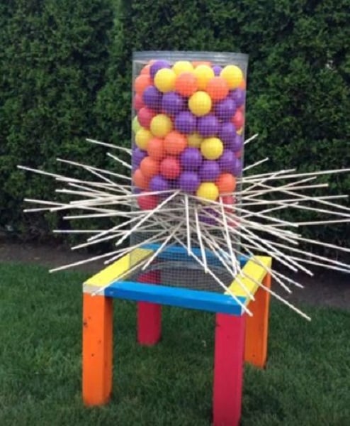 30 easy-to-make DIY games for the kids to play in the backyard