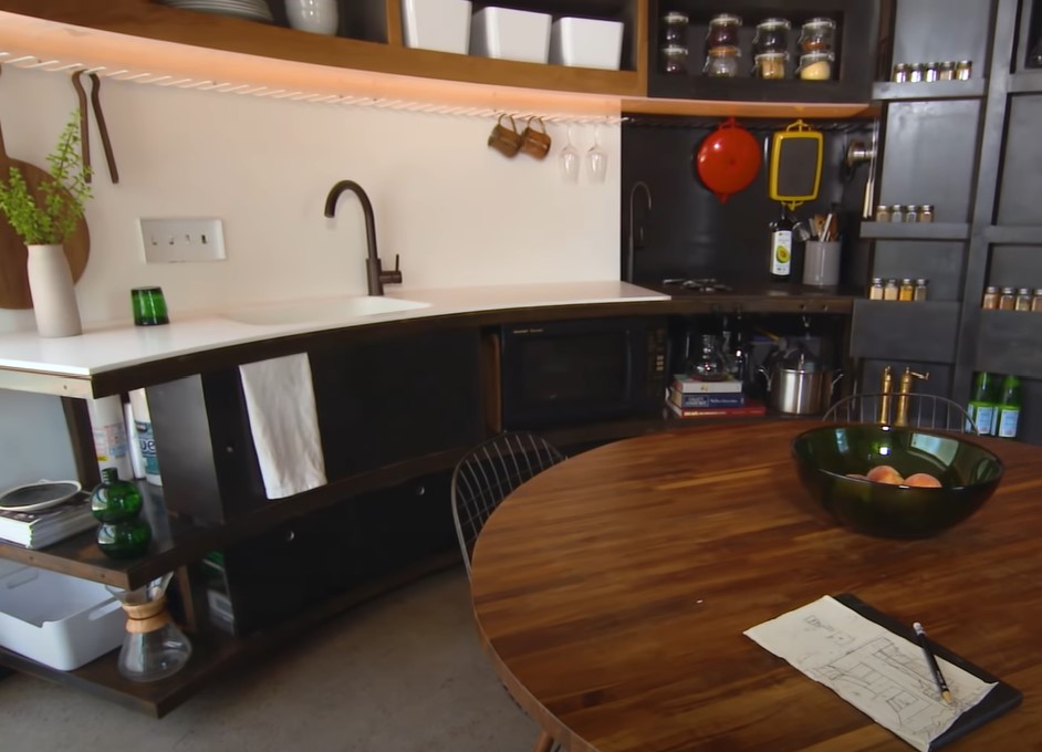 Newlyweds Give Tour Of Beautiful Grain Silo Home