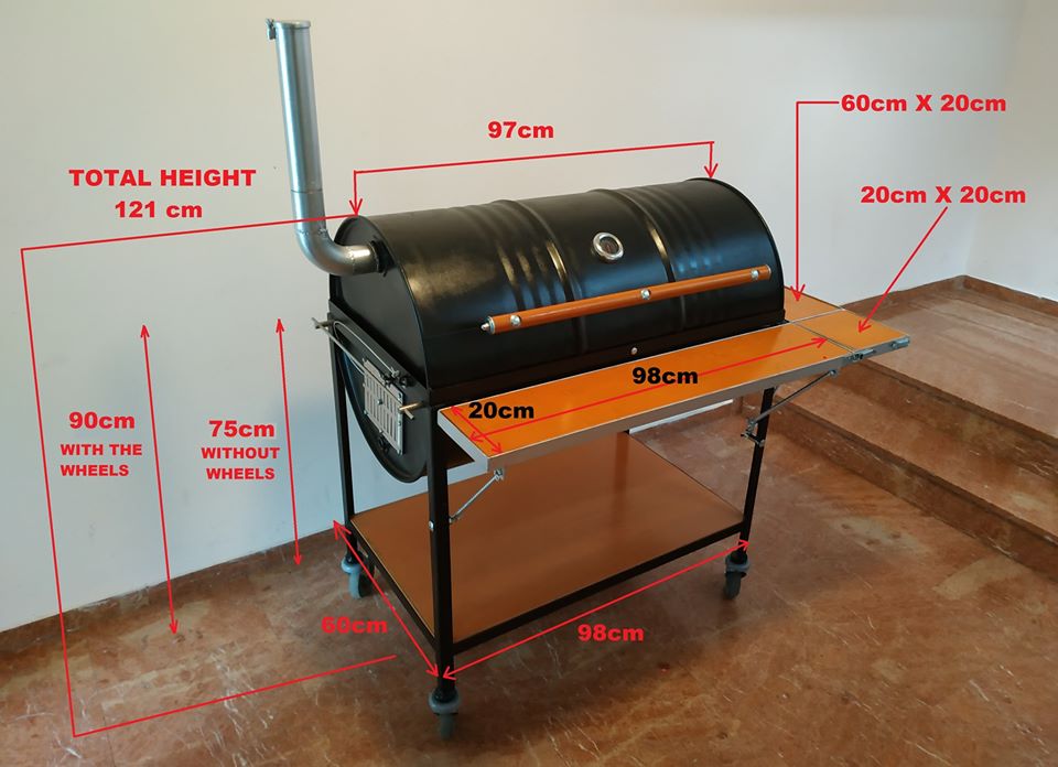 Clever man shows how to transform a barrel into a BBQ grill