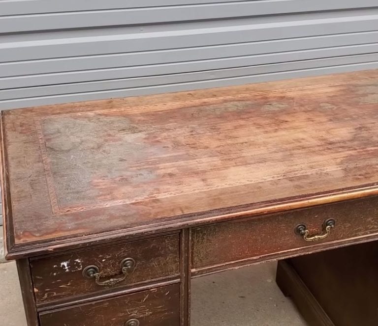Woman Spends $5 To Turn Beat Up Desk Into Beautiful Piece