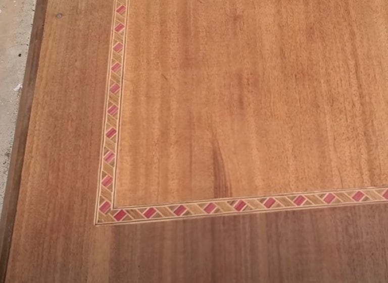 Woman Spends $5 To Turn Beat Up Desk Into Beautiful Piece