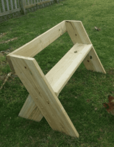 Man demonstrates the easiest way to build a bench and you only need 3 ...