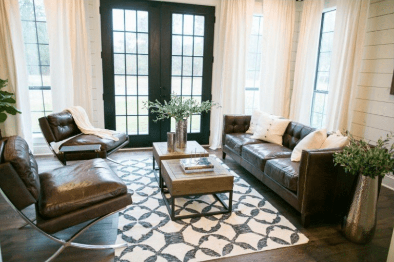 White barn looks beautiful from the outside but the beautiful interior ...