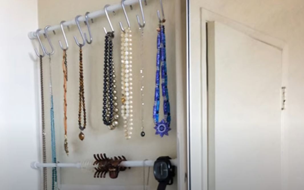 30 Great Ways To Use Tension Rods Around The Home