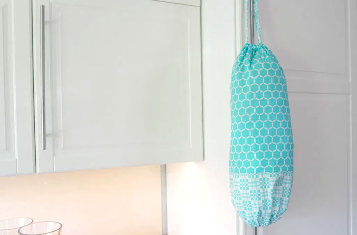 10 brilliant ways to store plastic bags using stuff you already have at ...