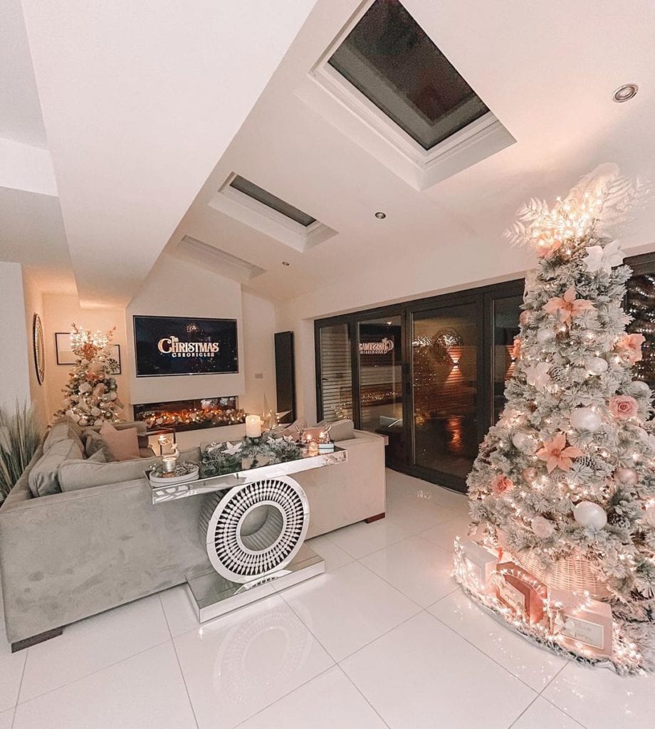 Mom transforms dated 3-bedroom home into magazine-worthy dream home