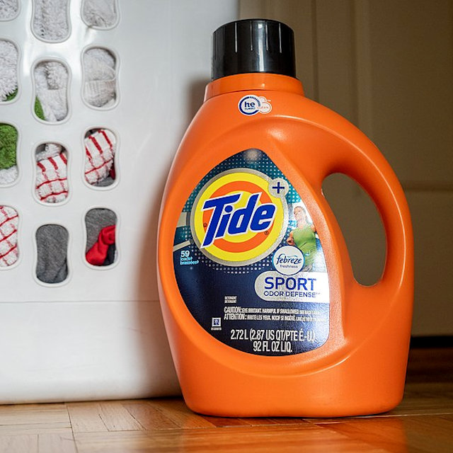 Make your enamel cookware look brand new again by following these easy ...