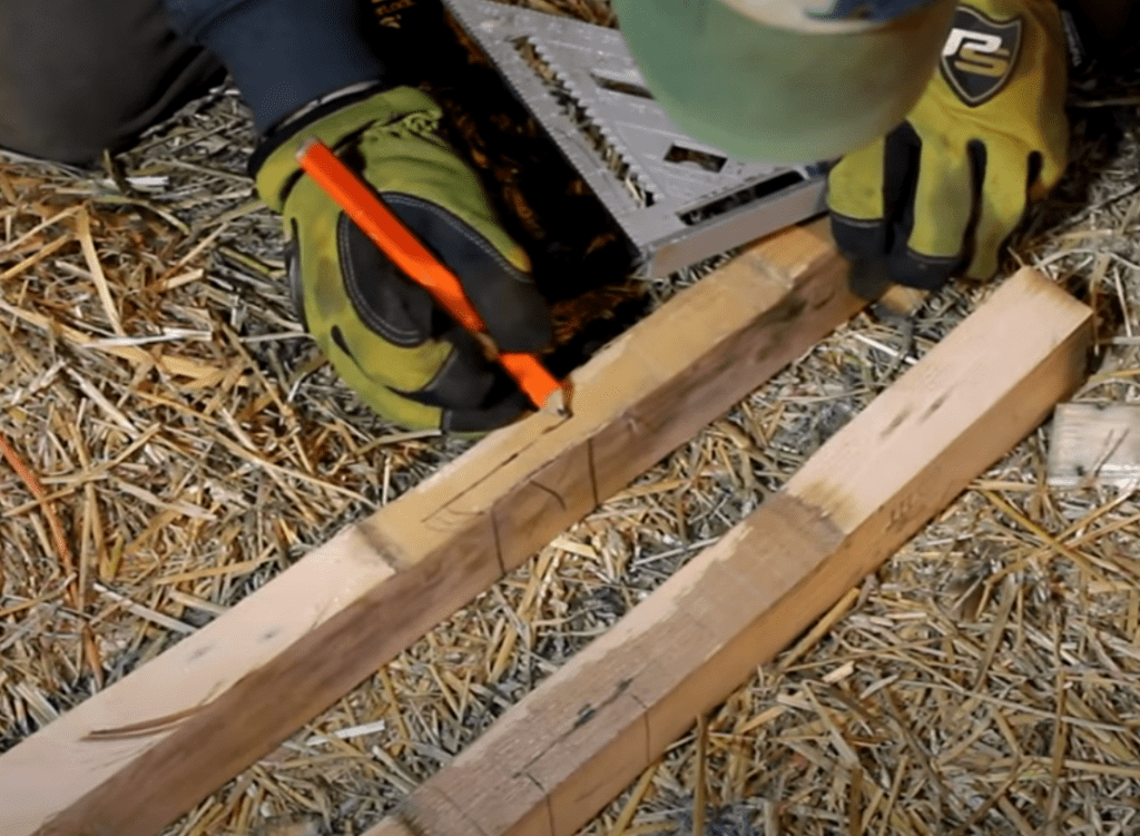 Dad asked to build for daughter’s play, transforms crate pallet into ...