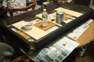 Woman upcycles abandoned table into beautiful piece for the home