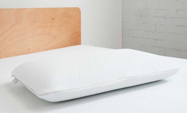 Experts weigh in on the top pillows to prevent neck and back pain