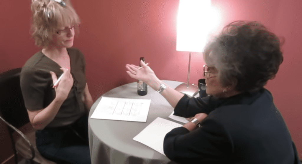 Woman looking & feeling frumpy gets incredibly youthful new look she ...