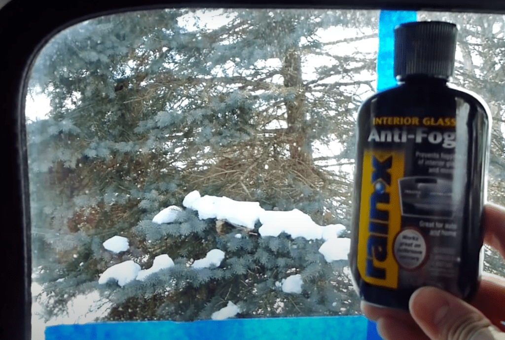 Man divides car window into five to test top defogging hacks