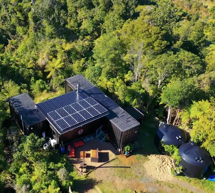 Woman used five 20-foot shipping containers to build extraordinary off ...