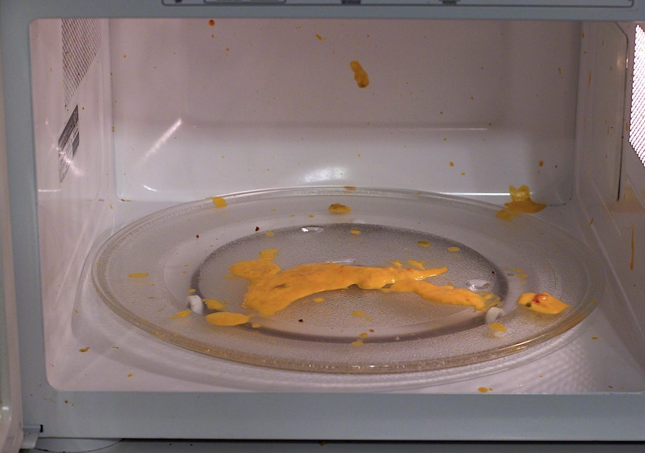 7 things you should only microwave if you like kitchen disasters