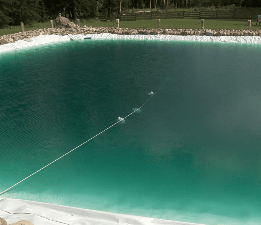 Man constructs 300,000 gallon swimming pool for family and it looks ...