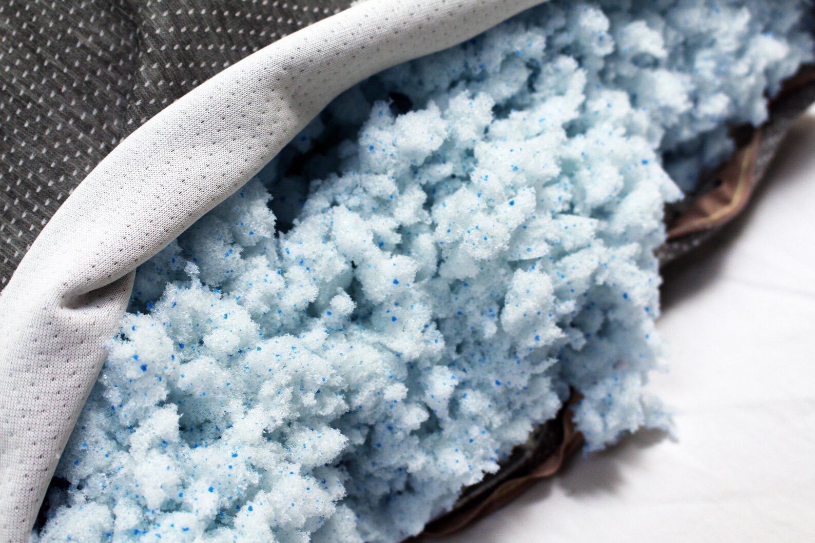 According To Experts, Here Are The Best Memory Foam Pillows