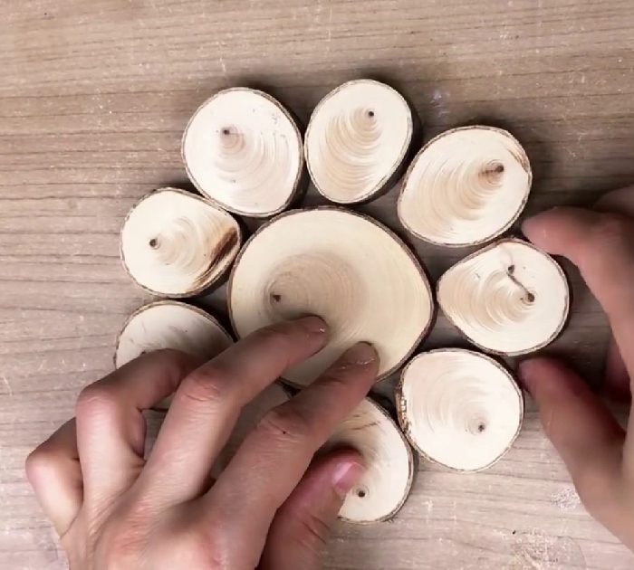 Crafter shows 4 super fun and simple crafts to make with blank wood rounds