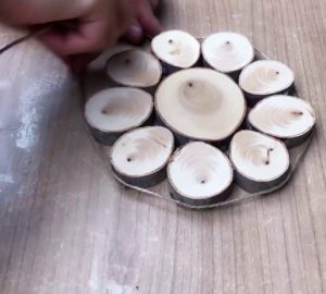 Crafter shows 4 super fun and simple crafts to make with blank wood rounds