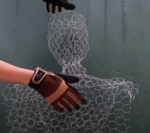 People are shaping ghosts out of chicken wire and they look so realistic