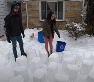 Ohio man builds multi-room igloo his whole family can enjoy