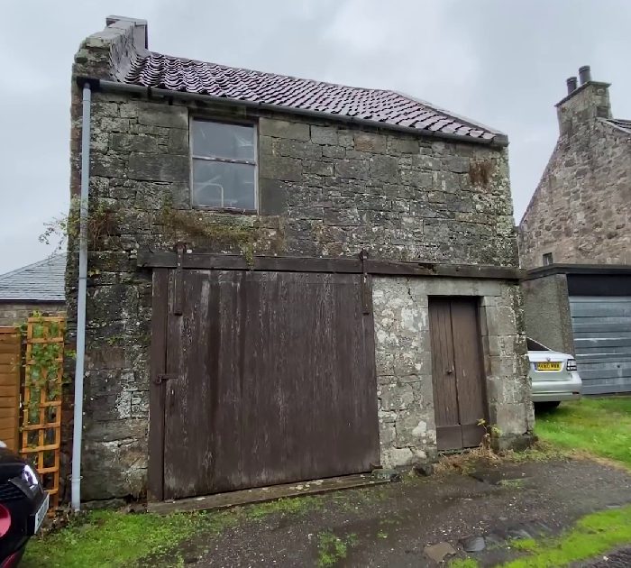 Man buys abandoned tiny home with crumbling walls and gives it second ...