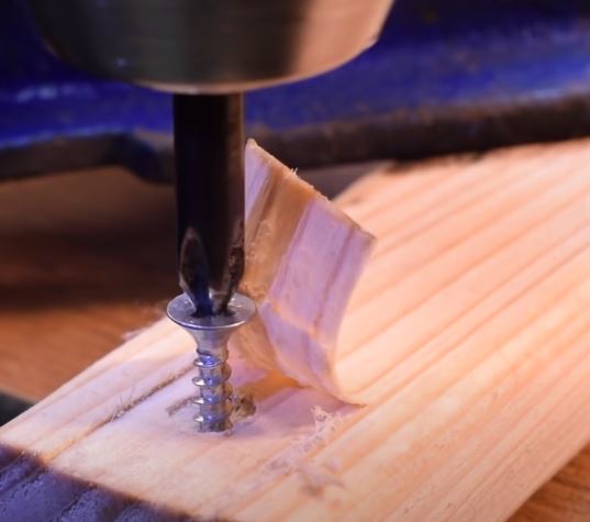 Man shares 3 tips professional carpenters use to help everyday homeowners