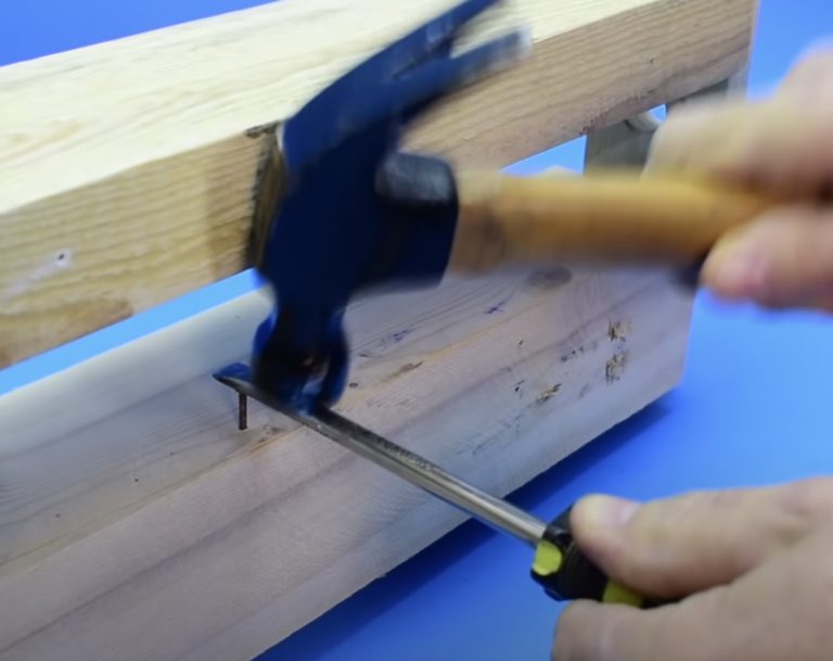 Pro handyman shares secret hammer tricks and hidden features hardly ...