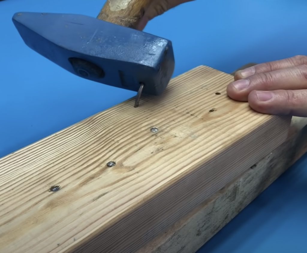 Pro handyman shares secret hammer tricks and hidden features hardly ...