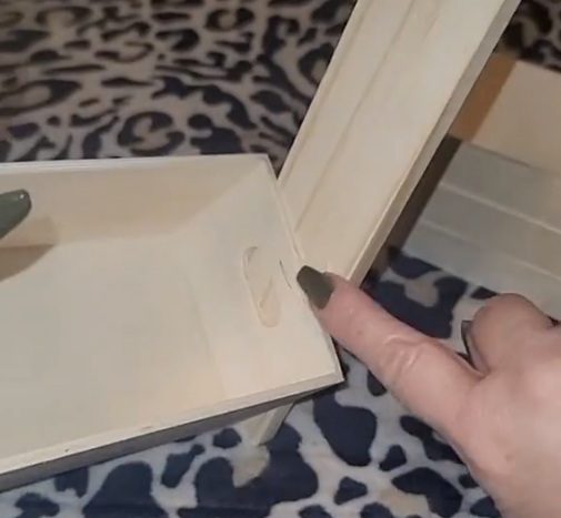 Woman buys craft wood pieces from dollar tree then turns them into ...