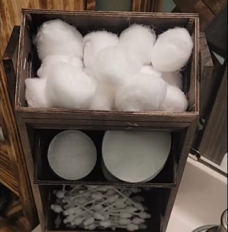 Woman buys craft wood pieces from dollar tree then turns them into ...