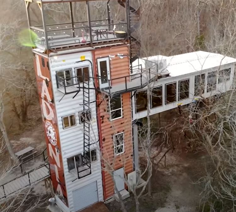 Engineer builds unique container home treehouse that’s filled with ...