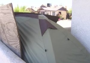 Woman moves into new home then learns a homeless couple is living on ...