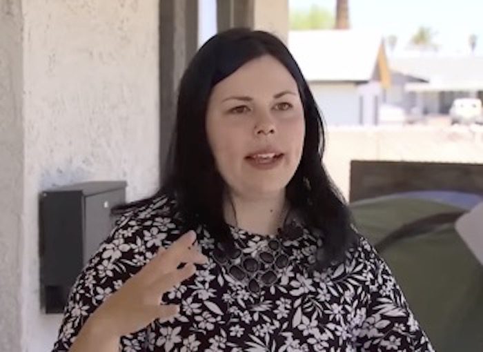 Woman moves into new home then learns a homeless couple is living on ...