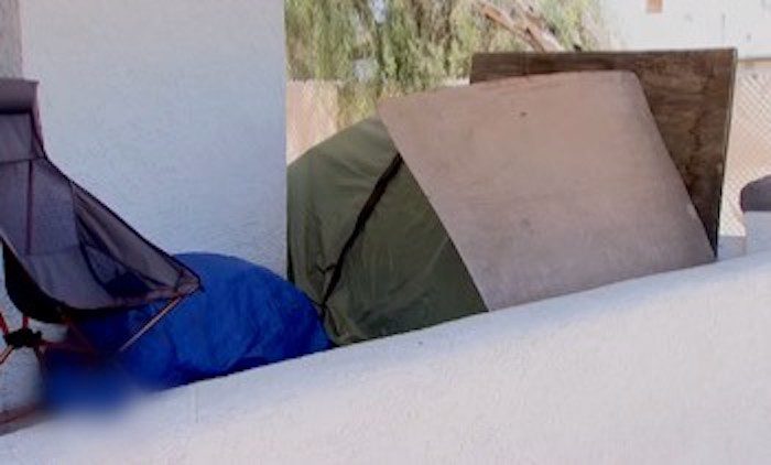Woman moves into new home then learns a homeless couple is living on ...