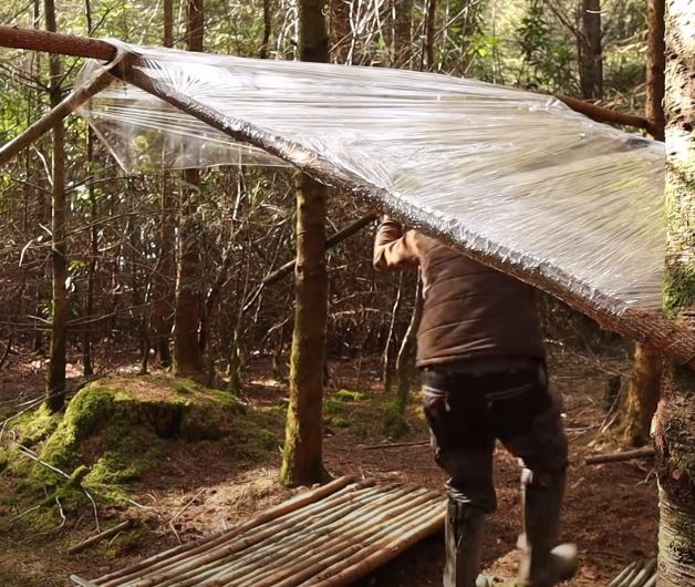 Man builds cabin using plastic wrap, scores 8M views