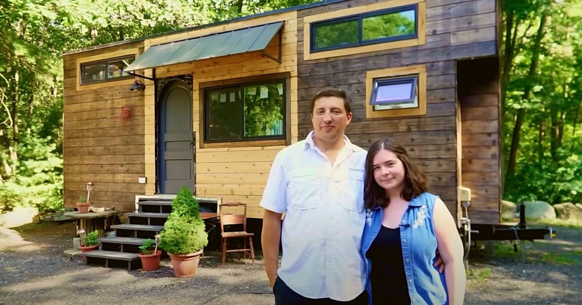 Millennial couple dedicated to owning home before their 30s build ...