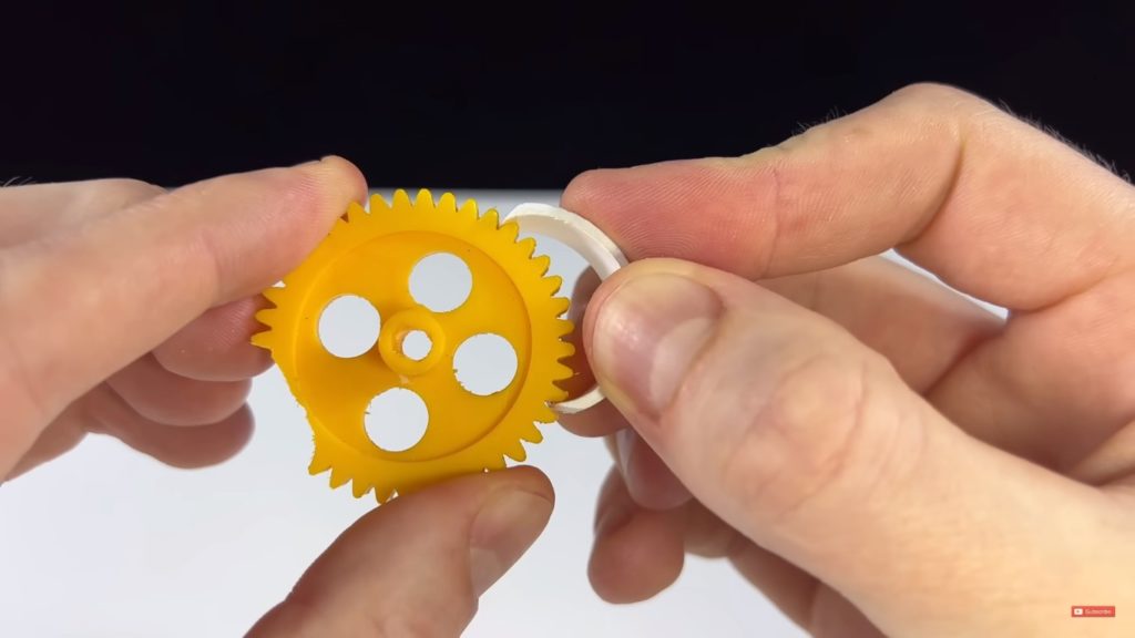 Mix super glue and baking soda for the best fix-all hack ever