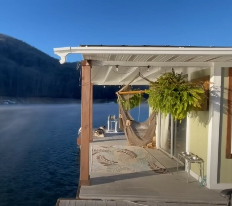 Couple builds tiny floating “shack” to live on lake year-round for ...